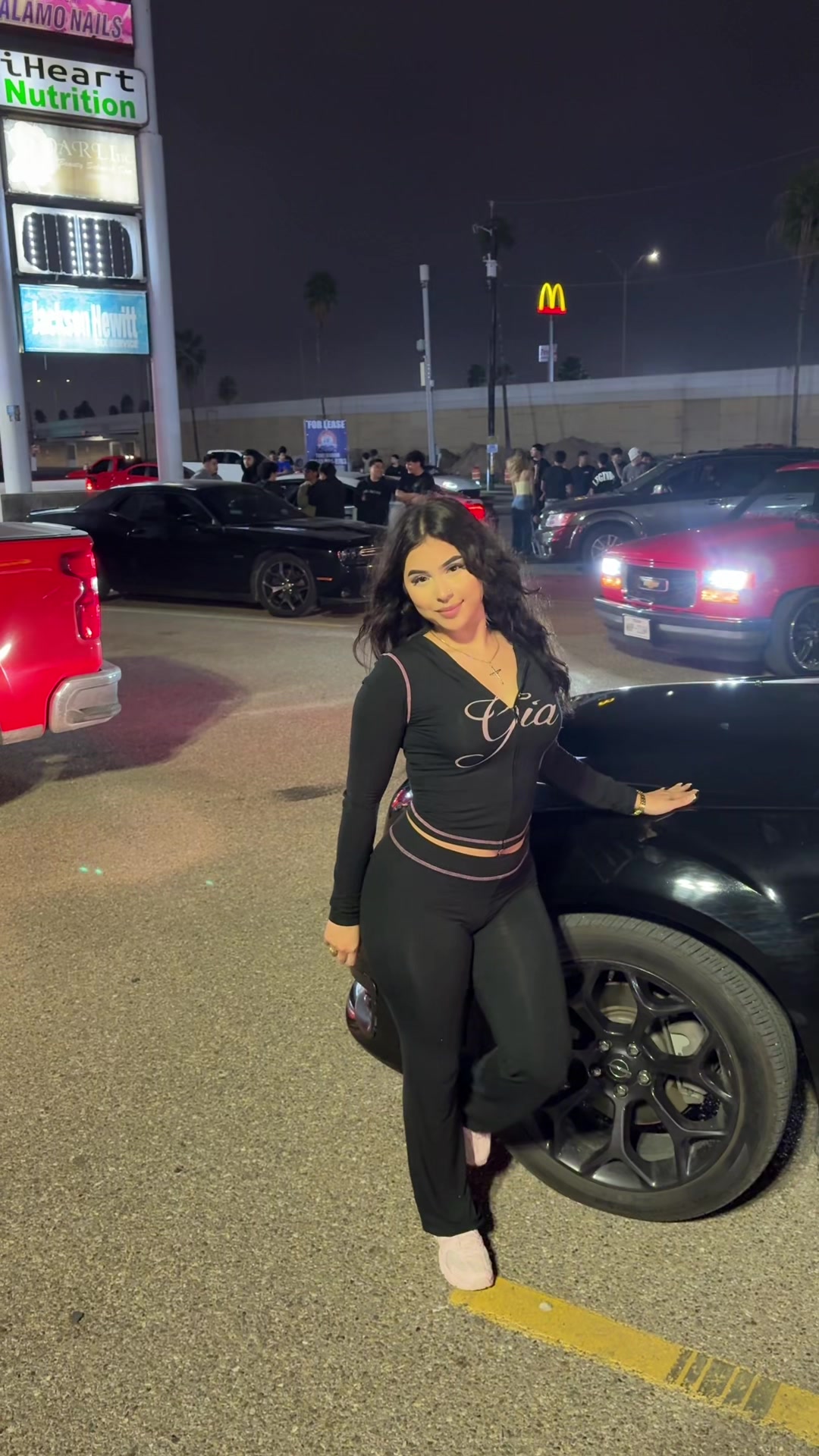 Anahi (@weluvanahi) - Urlebird