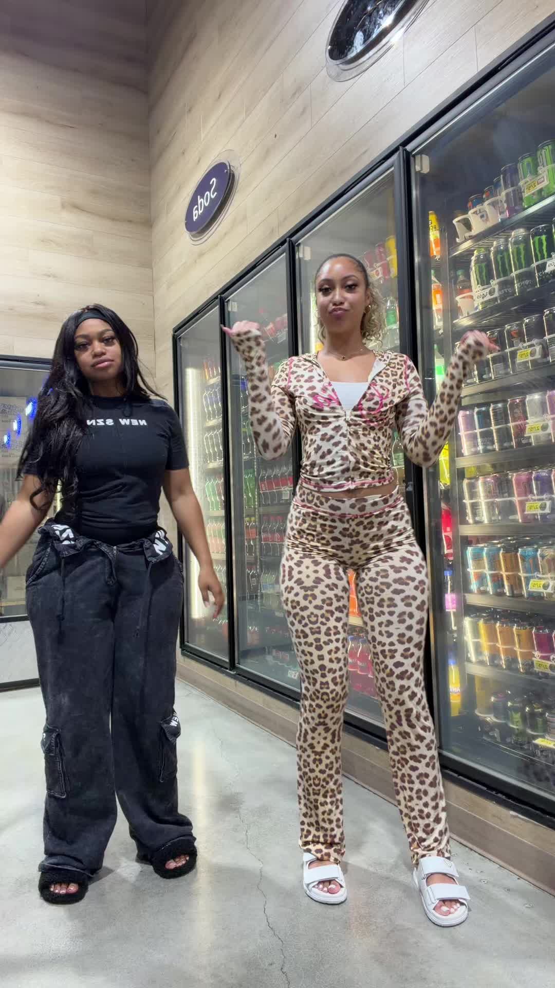 im tt👅 (@ms.differentt2.0) - Urlebird