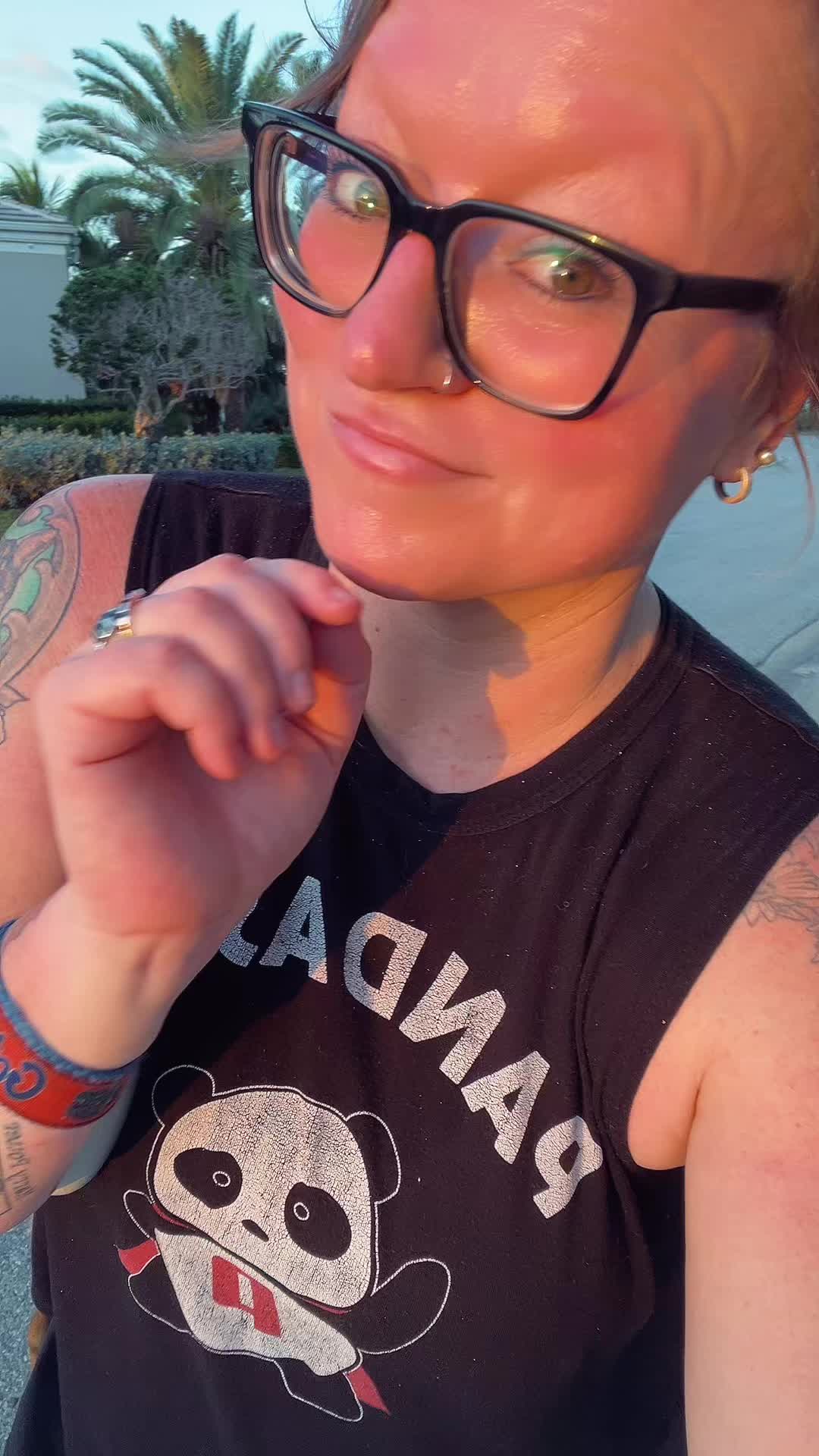 Sarah Mexico Christe (@sarahmexicochrist) - Urlebird