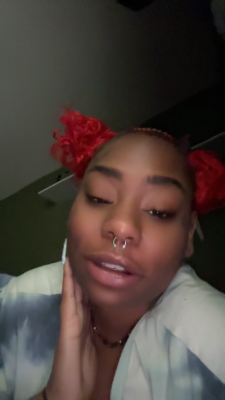 Shawnna Jonnell (@shawnnajonnell) - Urlebird