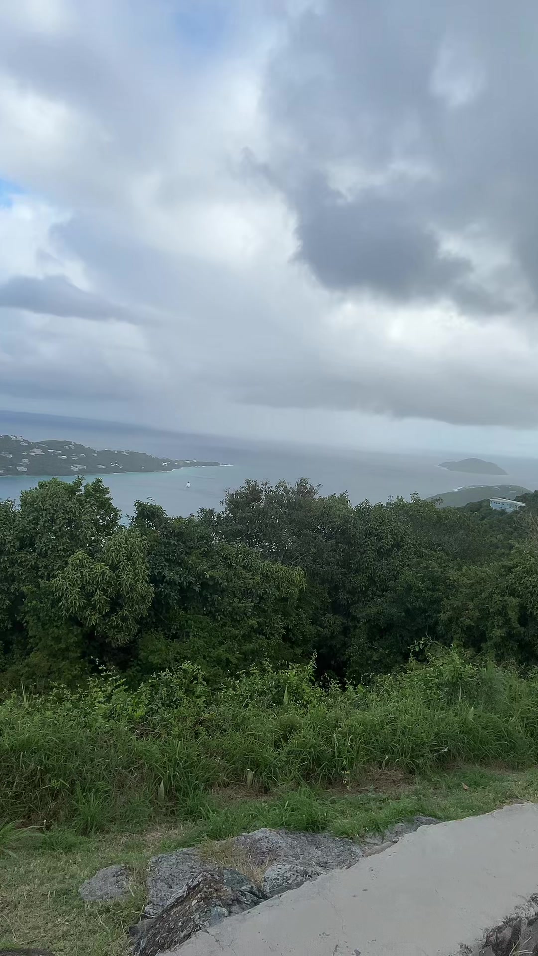 Colleen.333 (@colleen.333) - Urlebird