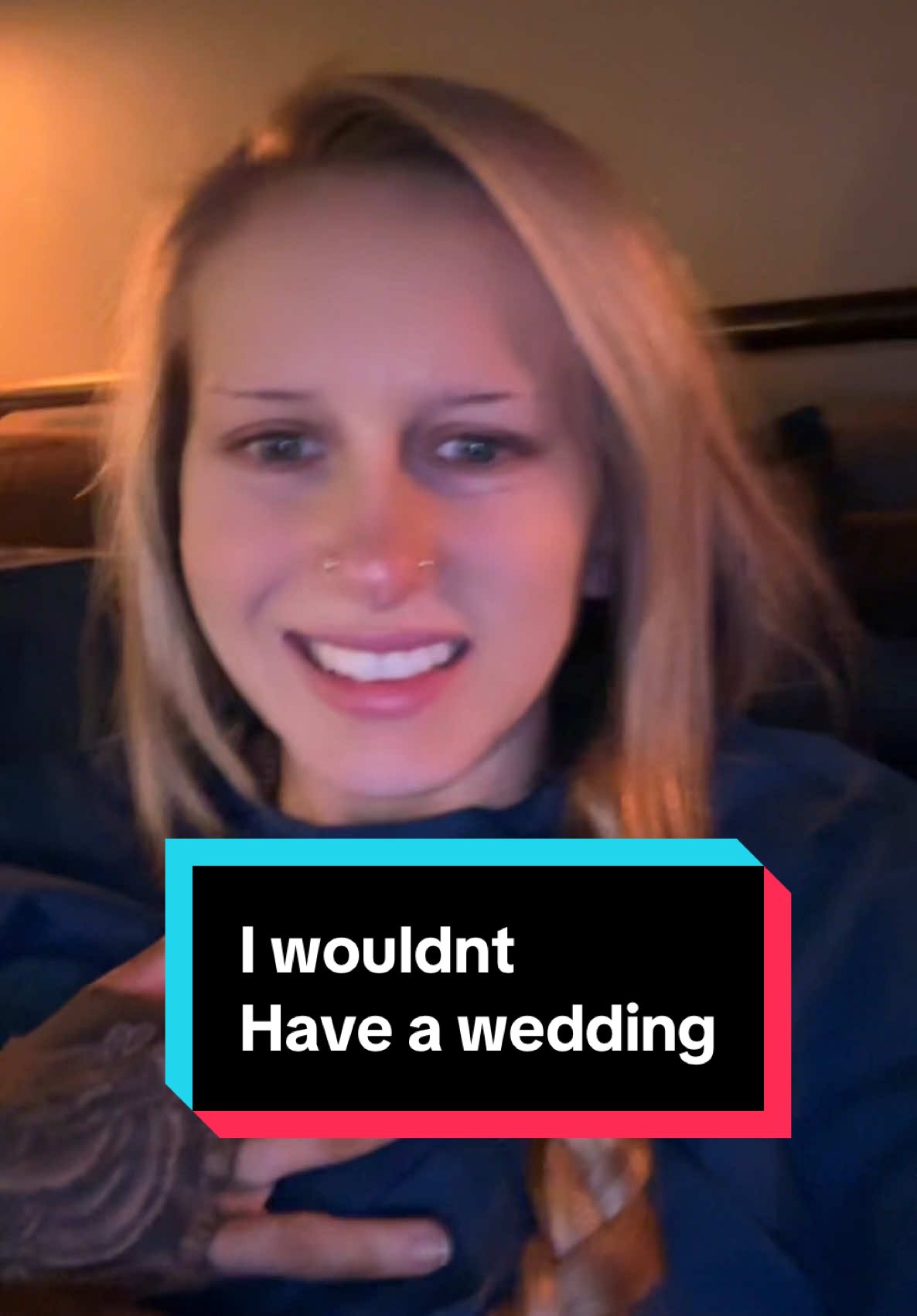 Alexis XJ (@alexis.xxxj) - Urlebird