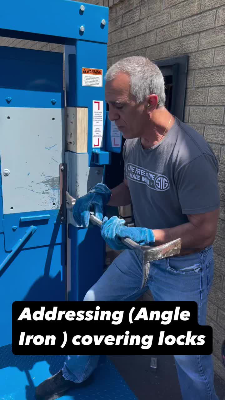 Forcible entry training inward opening | jobtownusa (@jobtownusa)