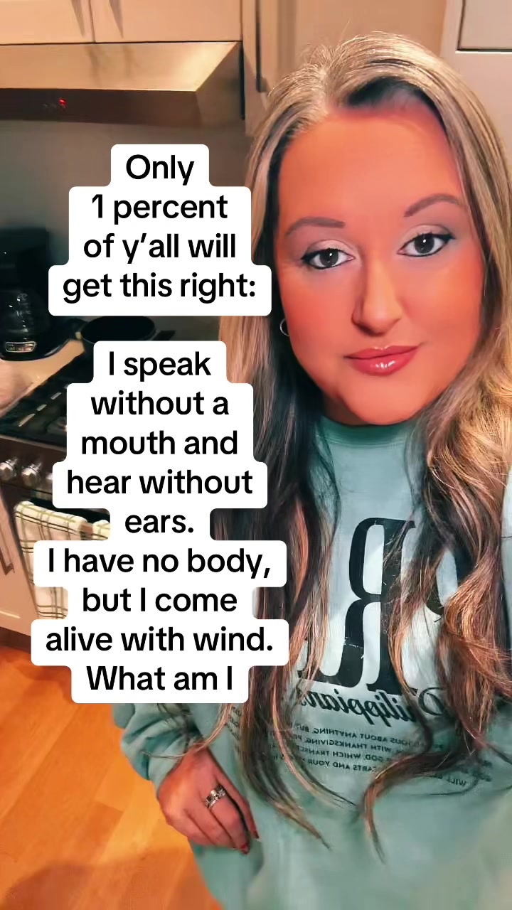 MINDI NICOLE (@mindinicole26) - Urlebird