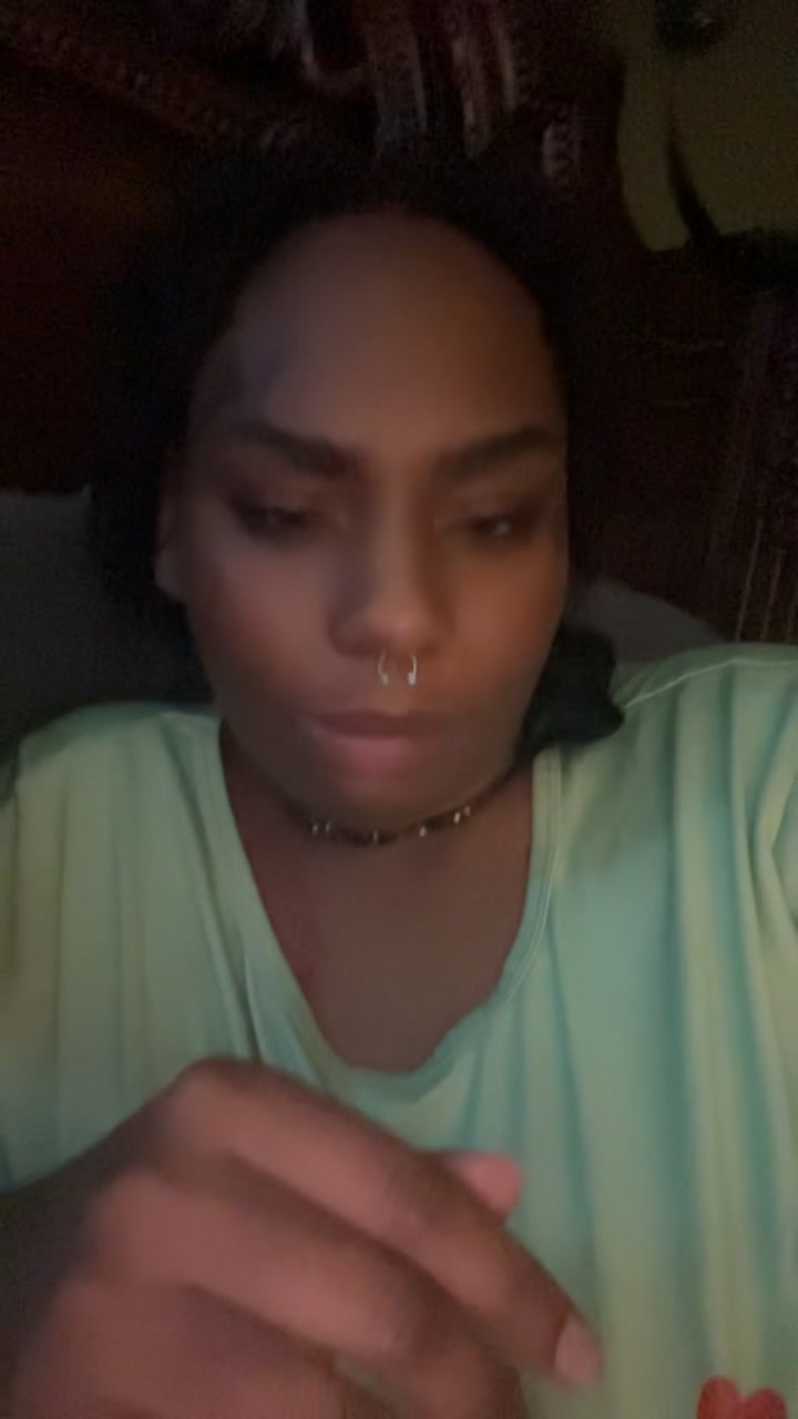 Shawnna Jonnell (@shawnnajonnell) - Urlebird