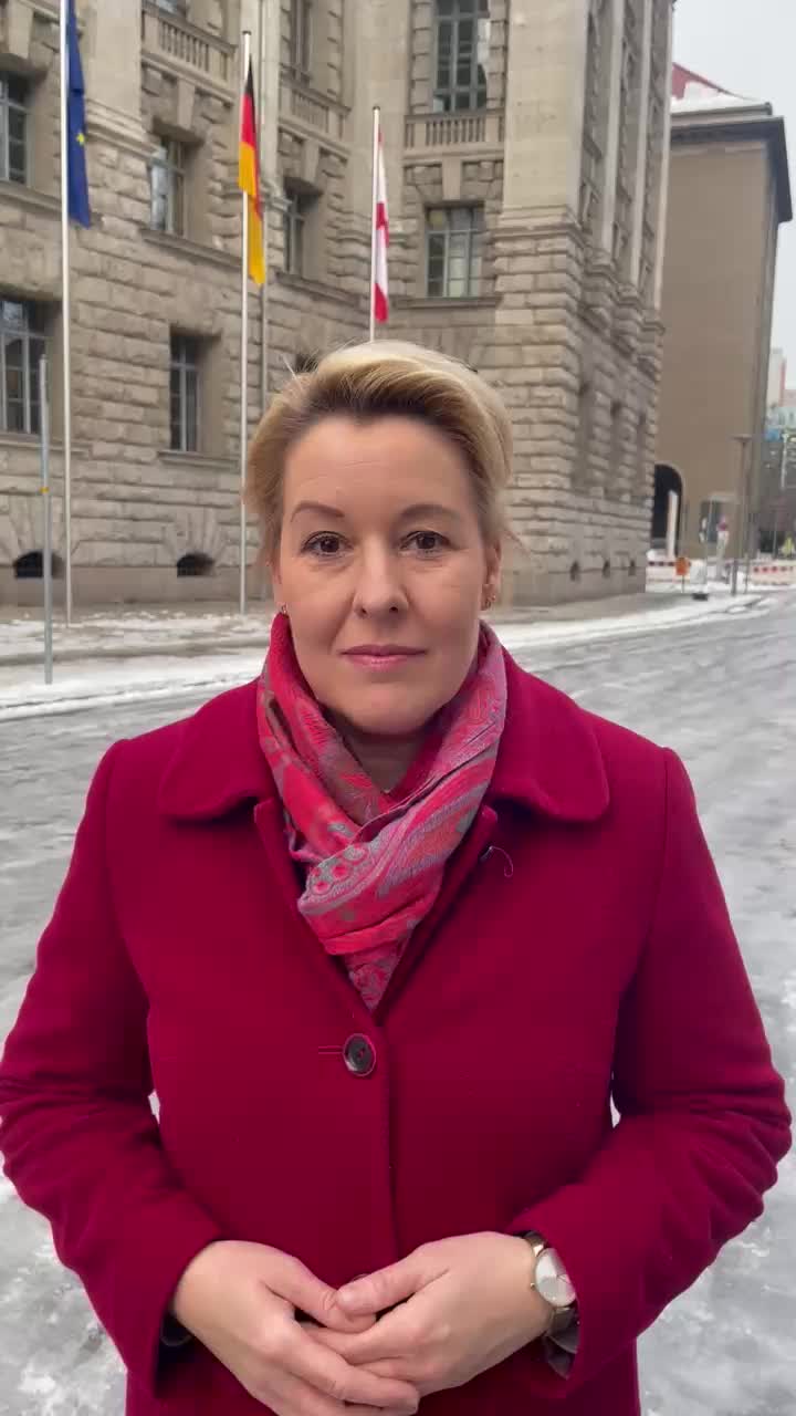 Franziska Giffey (@franziska.giffey) - Urlebird