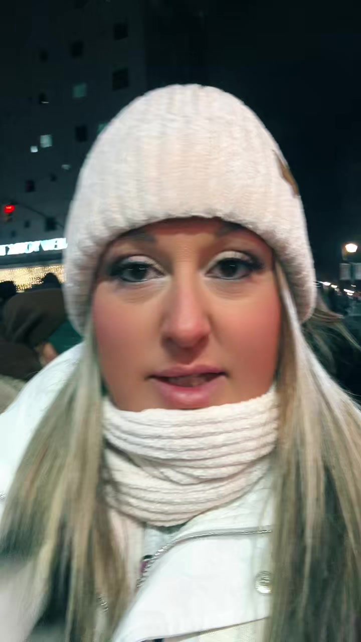 MINDI NICOLE (@mindinicole26) - Urlebird