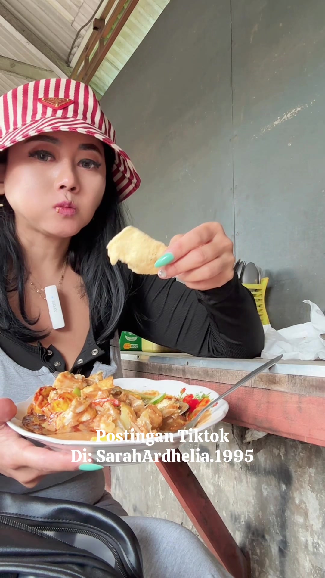 Sarah Ardhelia 1995 (@sarahardhelia.1995) - Urlebird