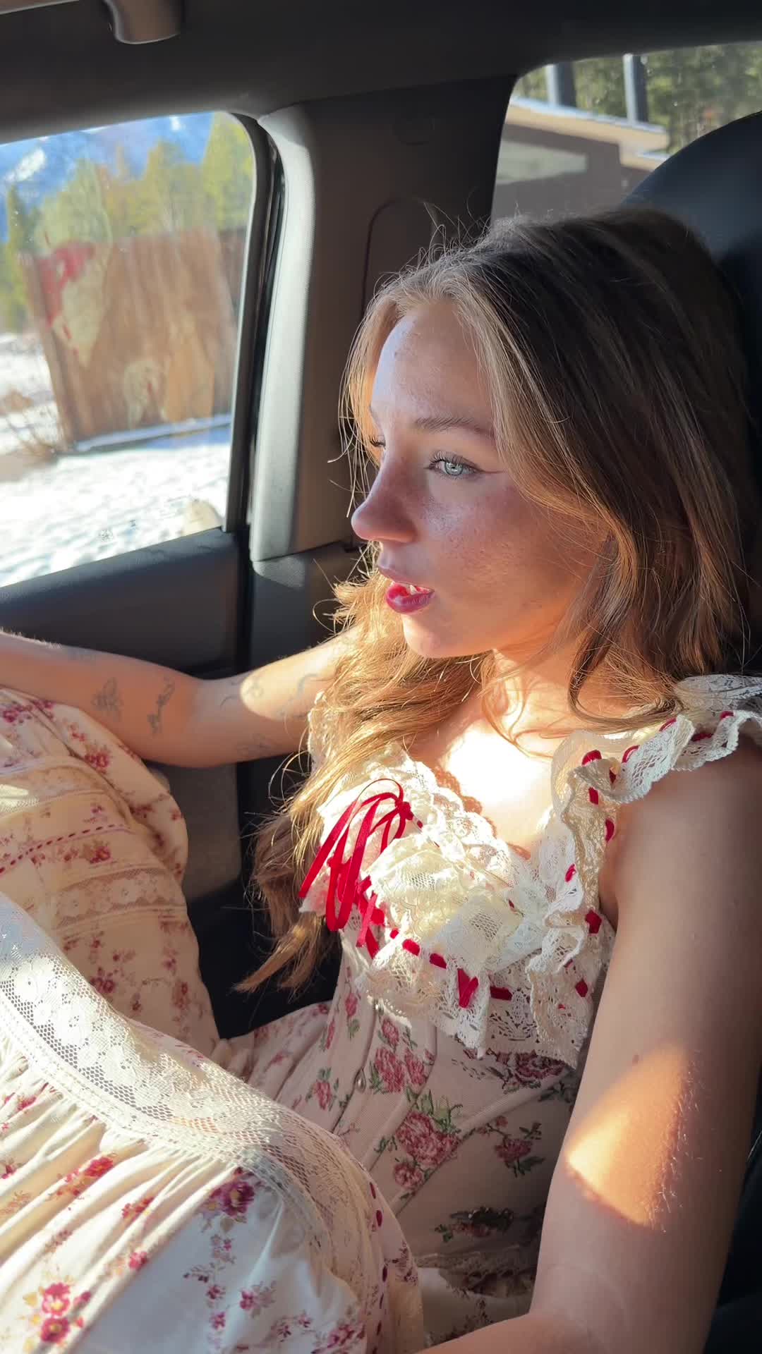 Anya Lacey (@its.anya.lacey) - Urlebird