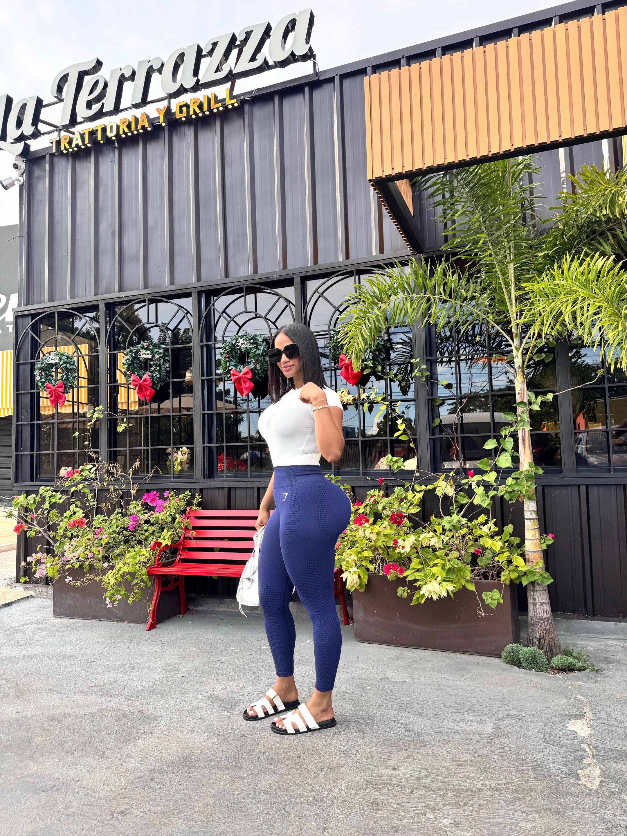 lisettrey (@lisettrey) - Urlebird