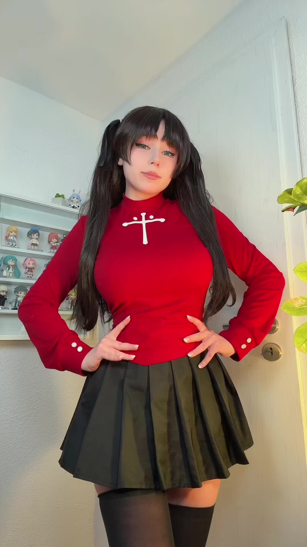 twitch.tv/upminaa (@upminaa.cos) - Urlebird