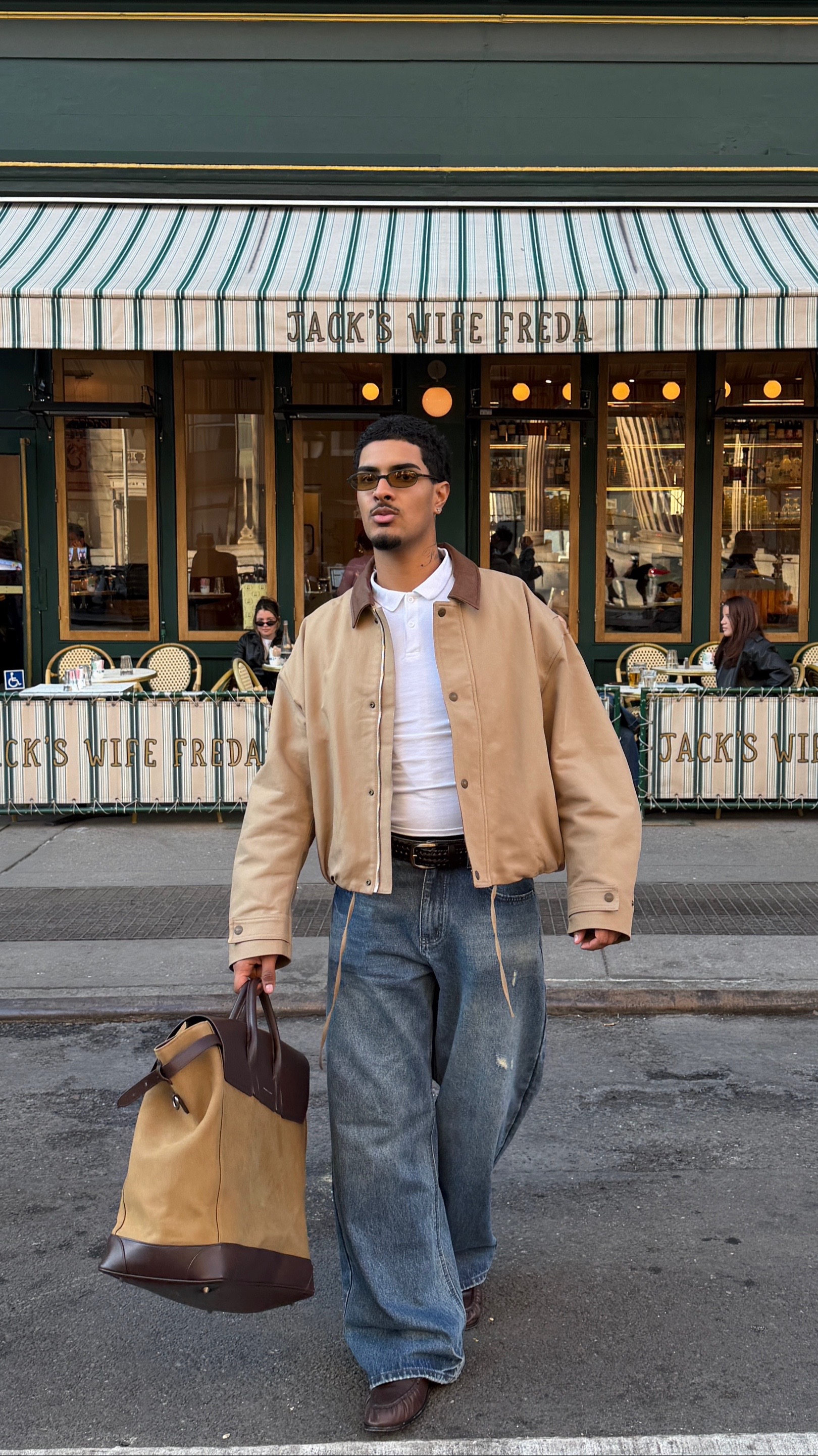 valentino🦖 (@valentinoxdior) - Urlebird