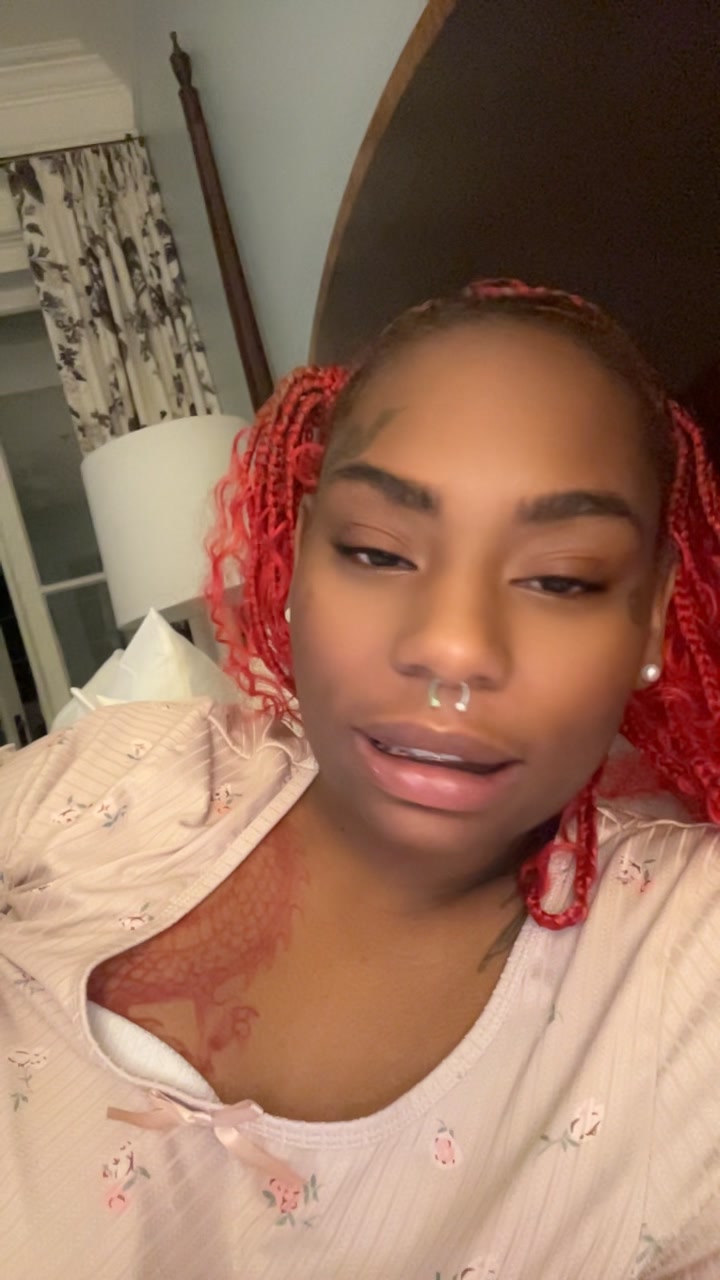 Shawnna Jonnell (@shawnnajonnell) - Urlebird