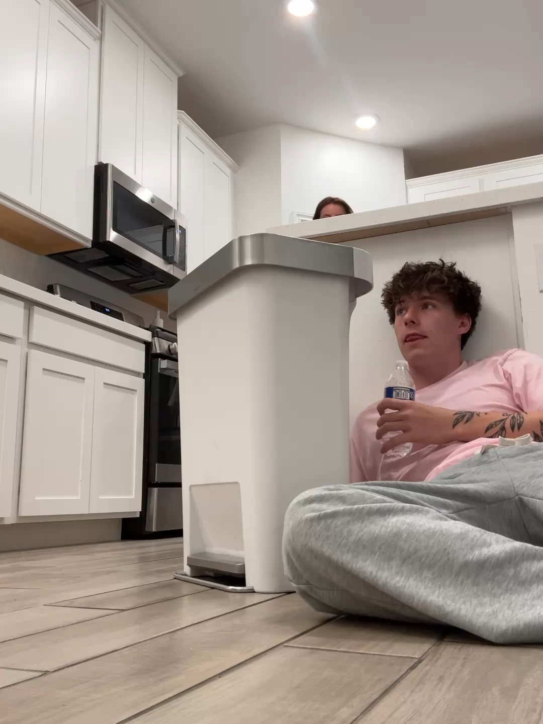 Nicki (@nickimammasol) - Urlebird