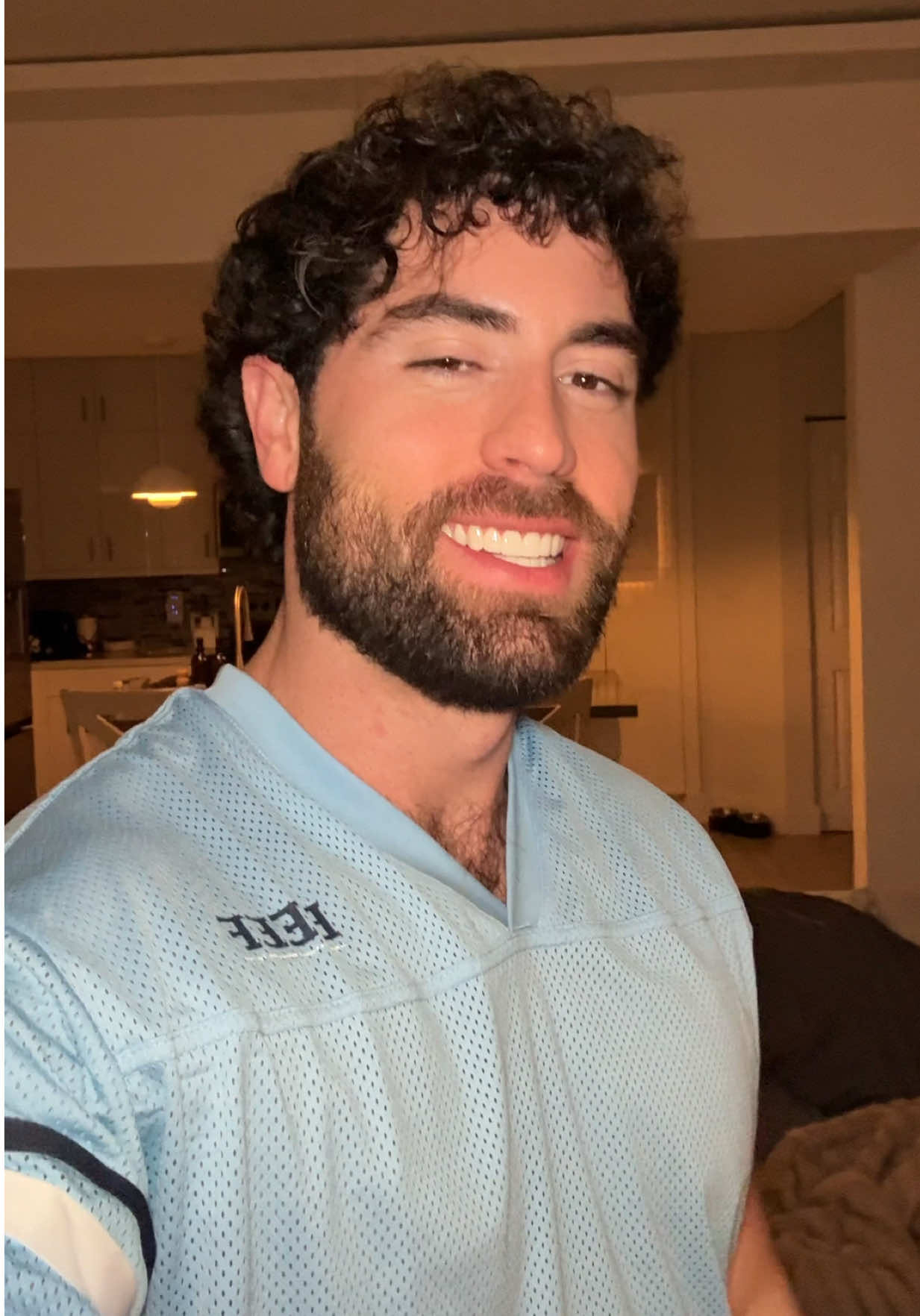 Ruggery Valdivia (@roy3tetiktok) - Urlebird