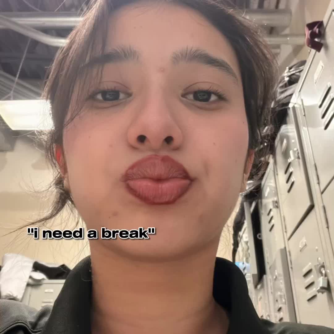 Ruth (@ruth._.khadka) - Urlebird