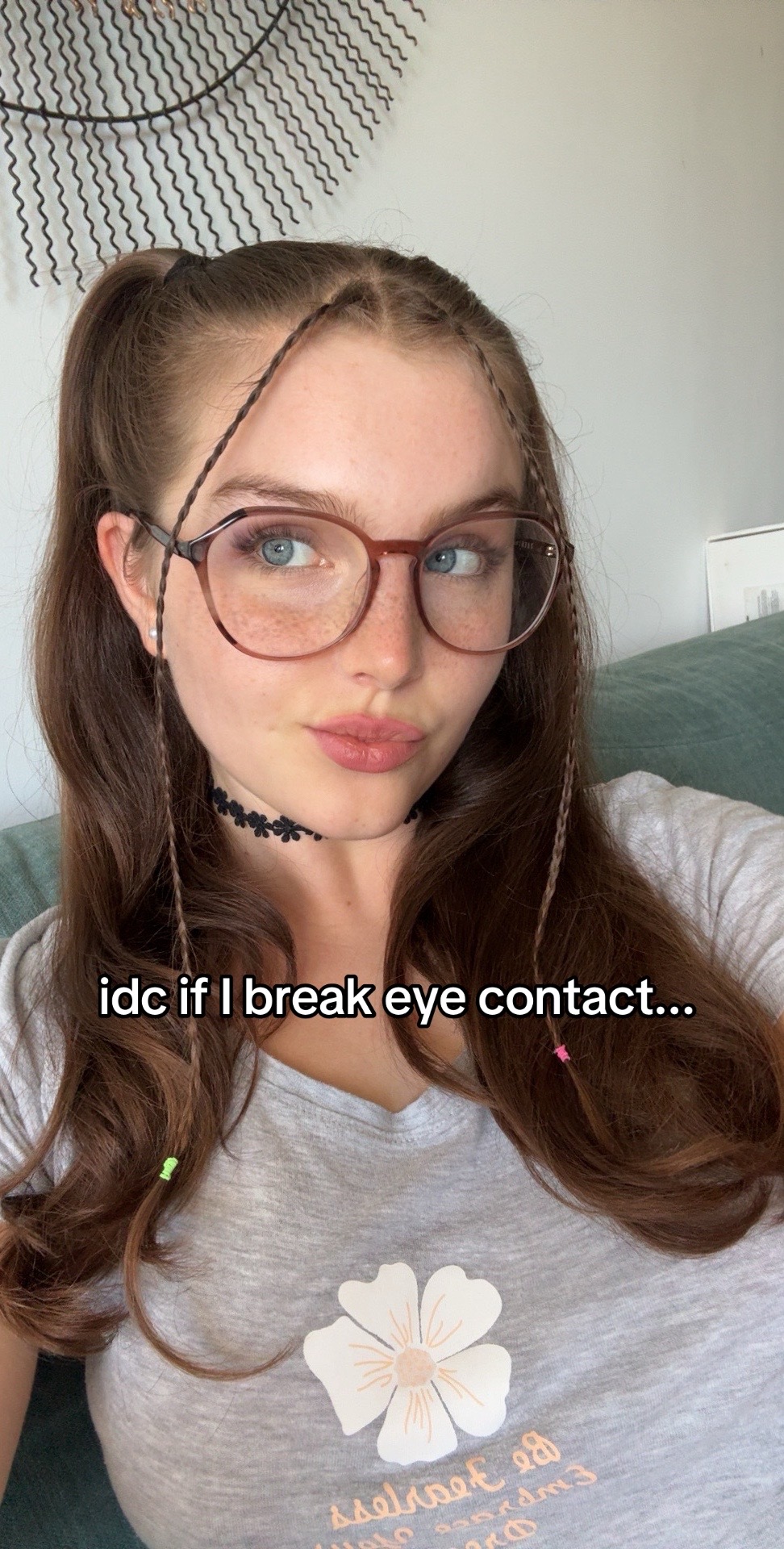 zoe101anddone (@zoenewontok) - Urlebird