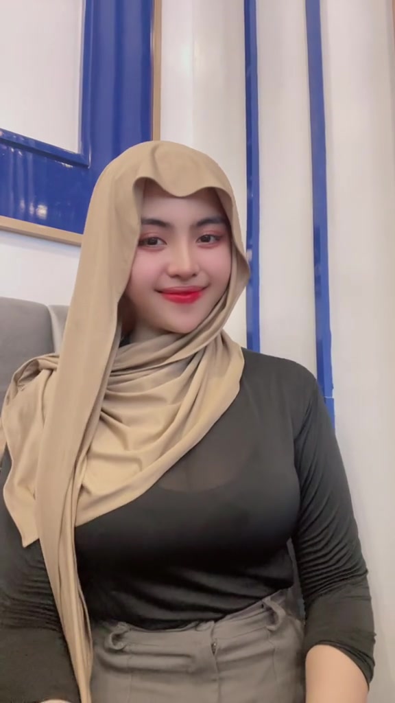 Hijab Tobrut (@hijab_hot) - Urlebird