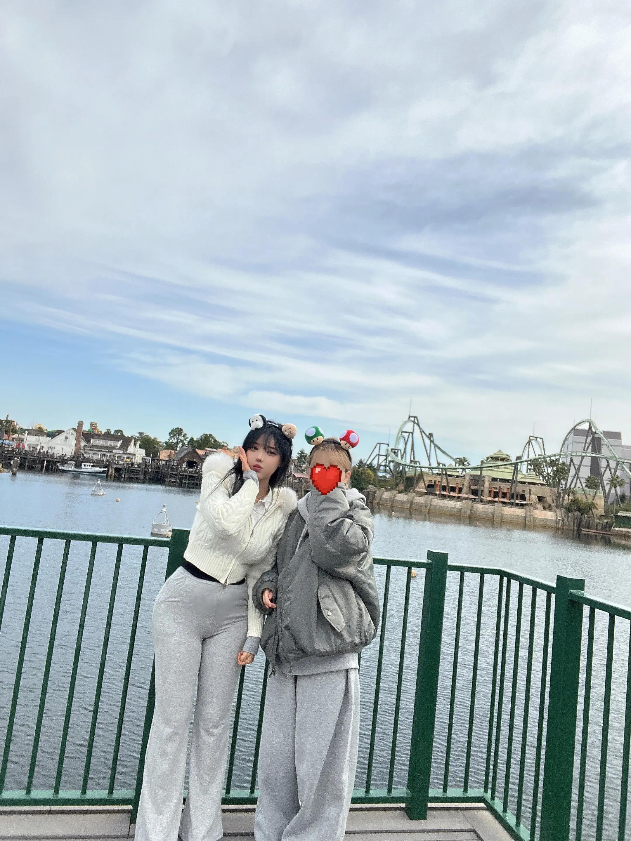 박라희 lahee (@rmrm1813) - Urlebird