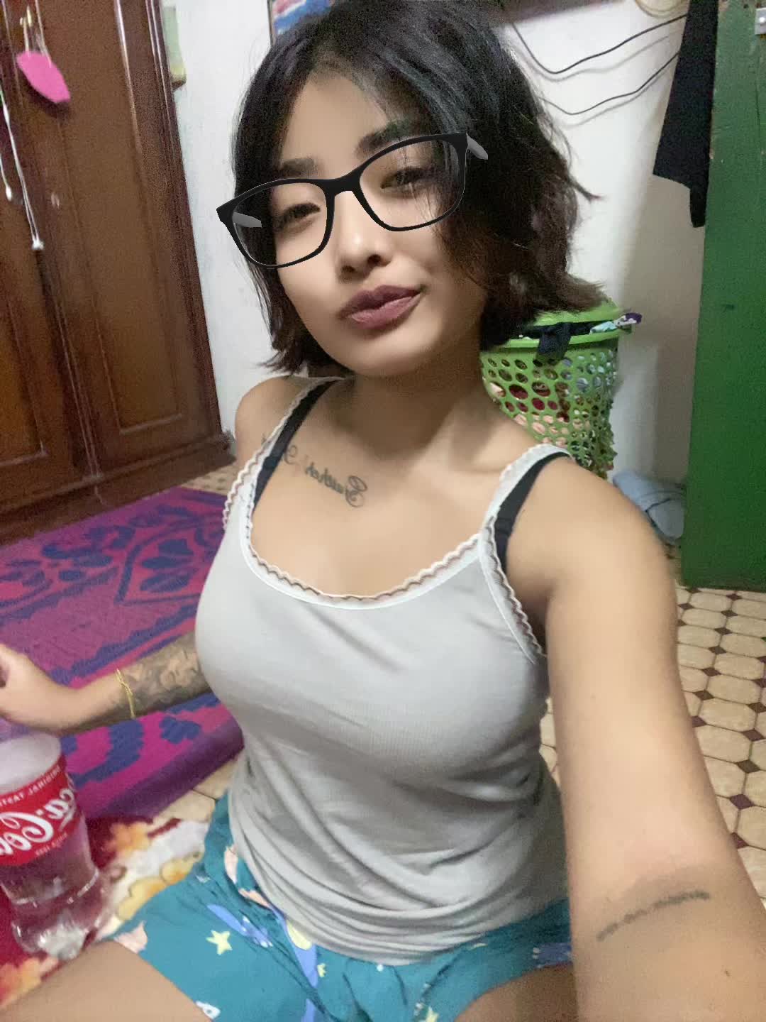 New kanda on trend #nepalitiktok | Tiktok Nepal (@viral_studio_nepal)