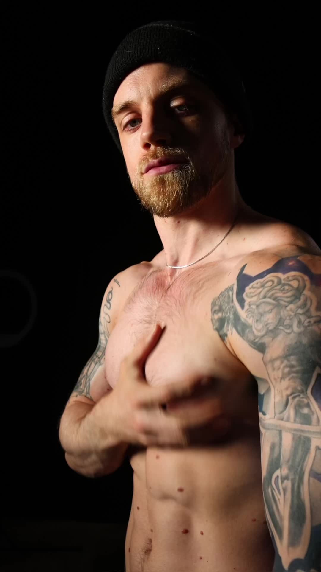 yesbrawn (@yesbrawn) - Urlebird