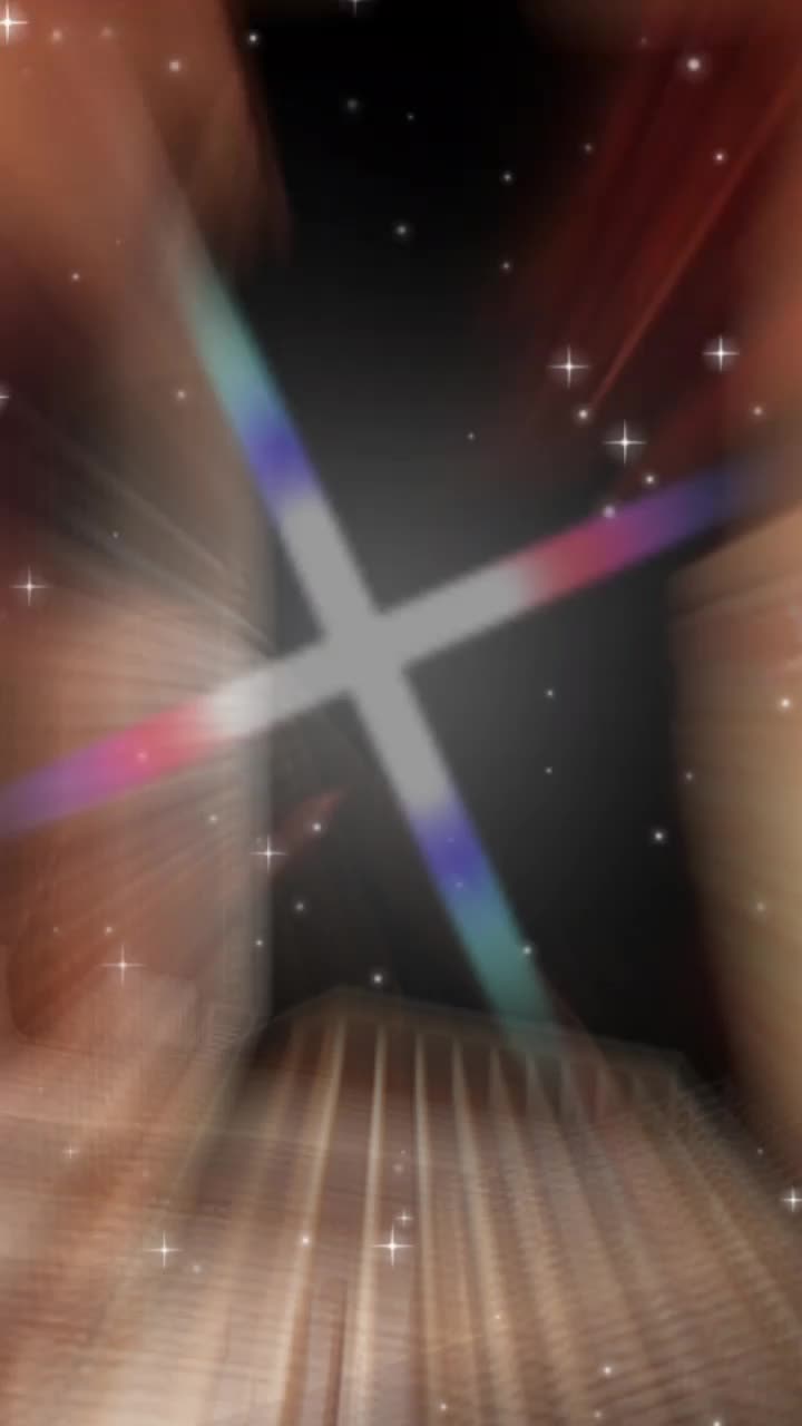 Alice Gomes (@alicegomes_077) - Urlebird