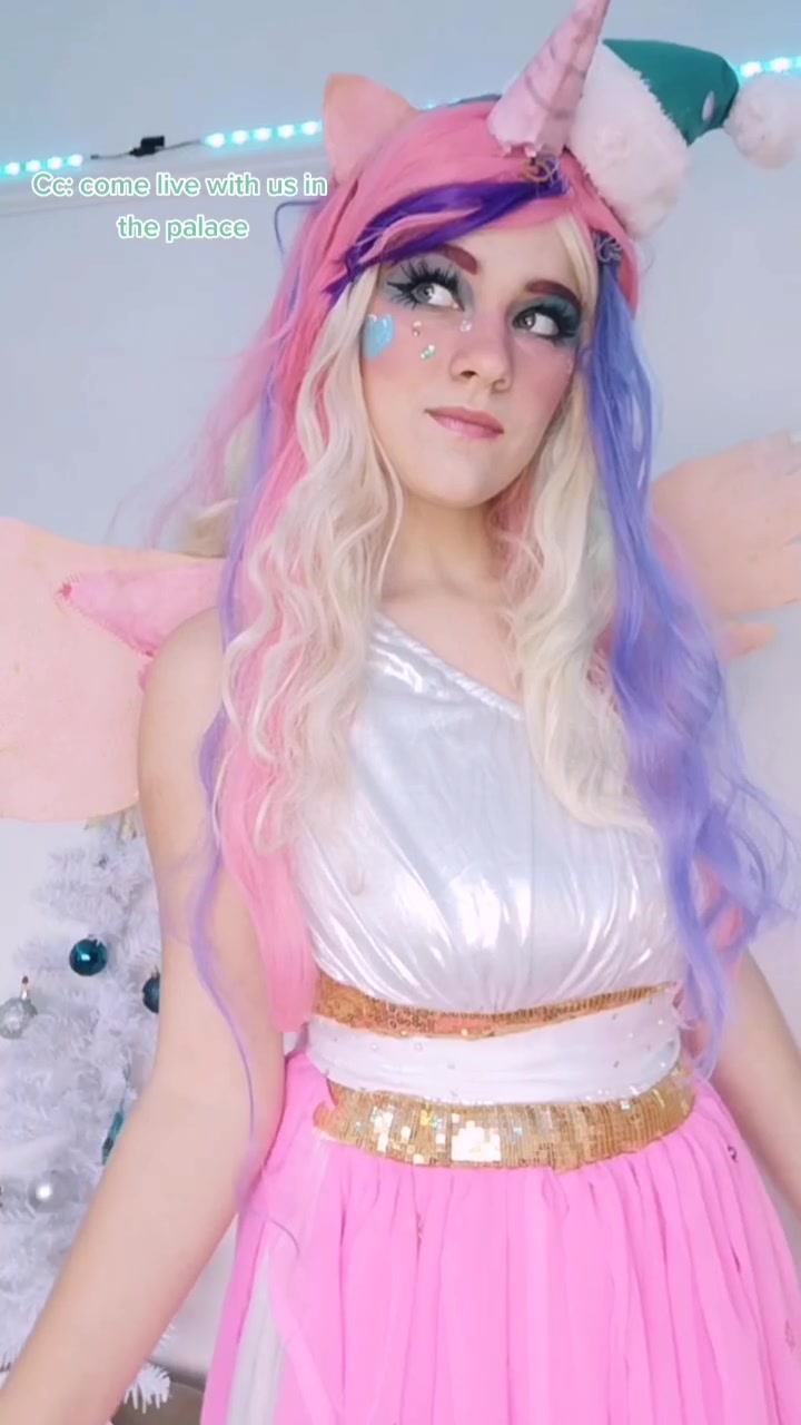 Princess duets? Does anyone cosplay | Giana Rose | Cosplayer (@gianaxrose)