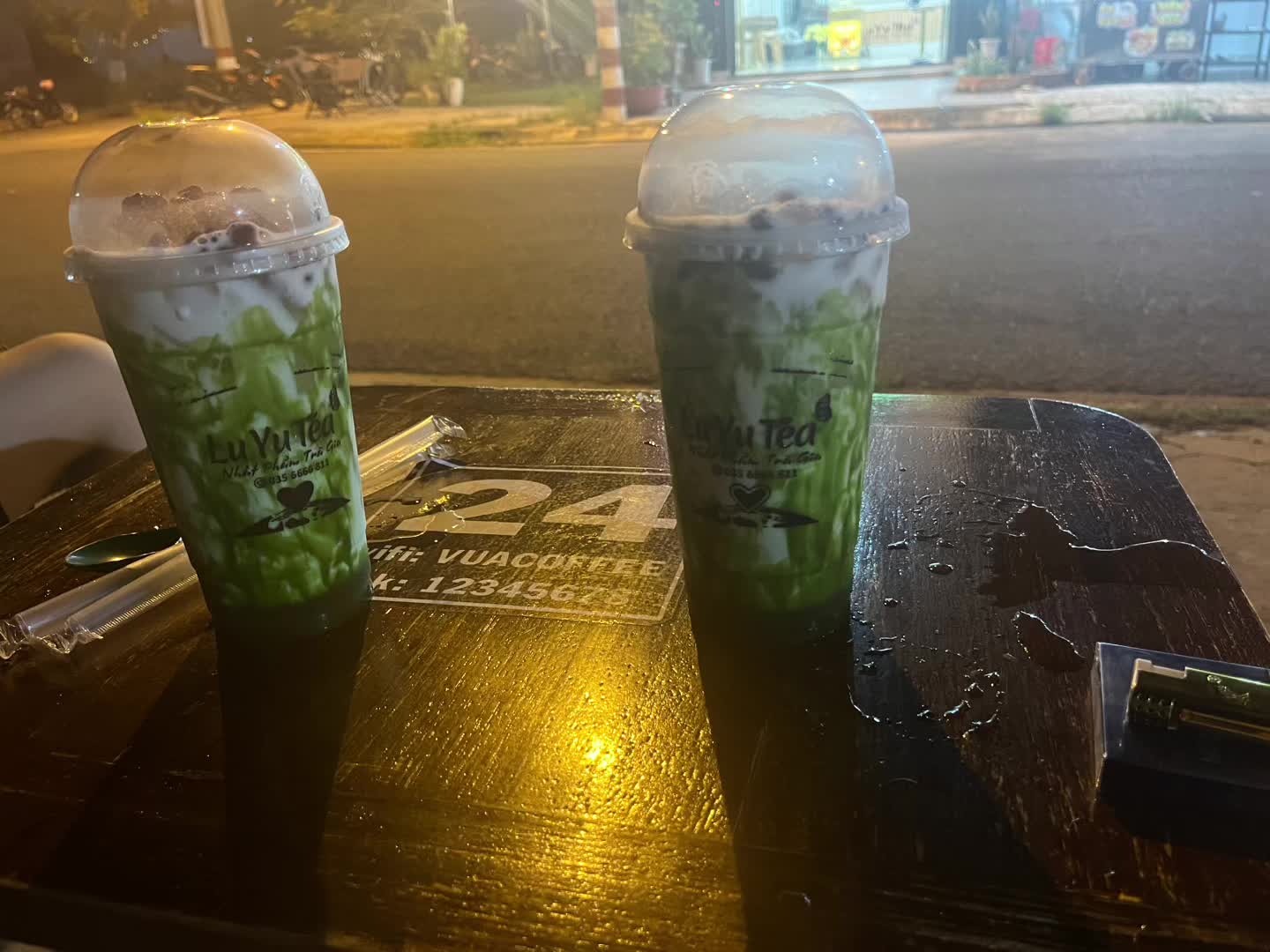 小六 (@666xiaoliu) - Urlebird