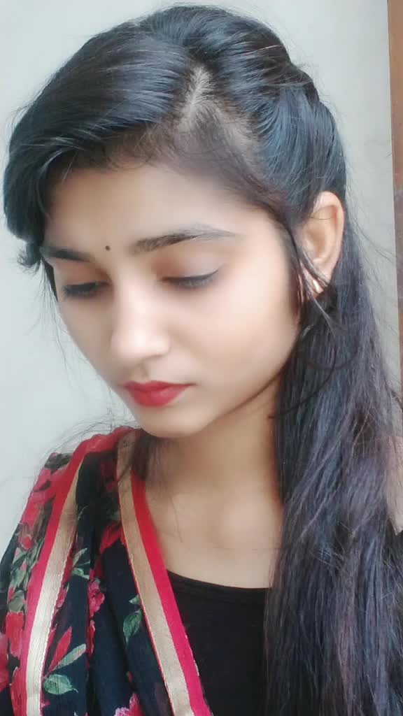 shikha Singh (@smileequeen2825) - Urlebird