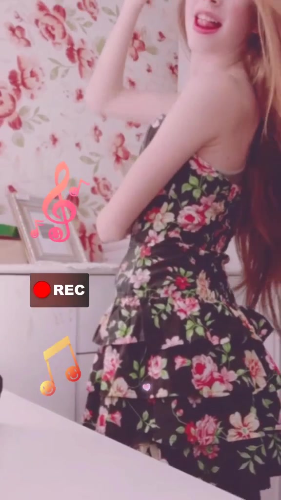 Julia Vitória (@modelo_julinha) - Urlebird