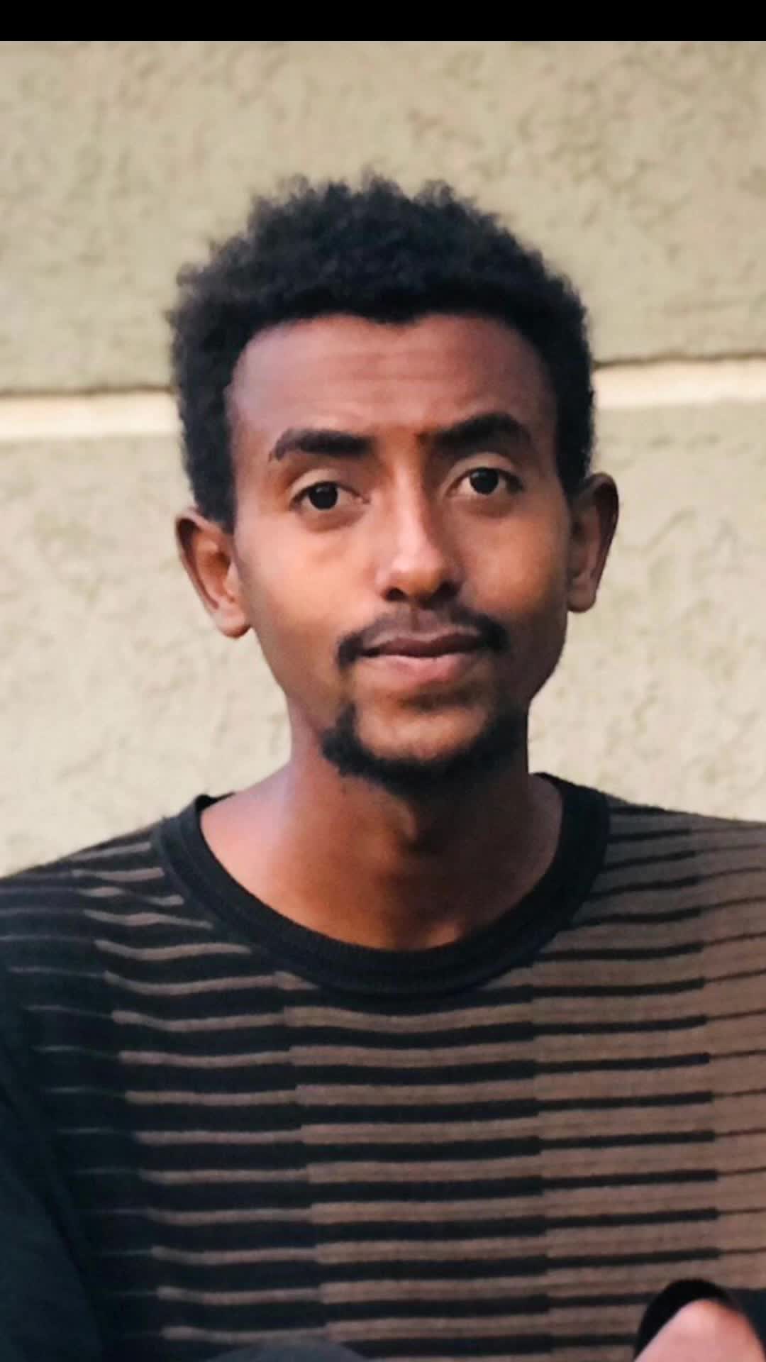 Aladdin the dictator (@ahlaamust) - Urlebird