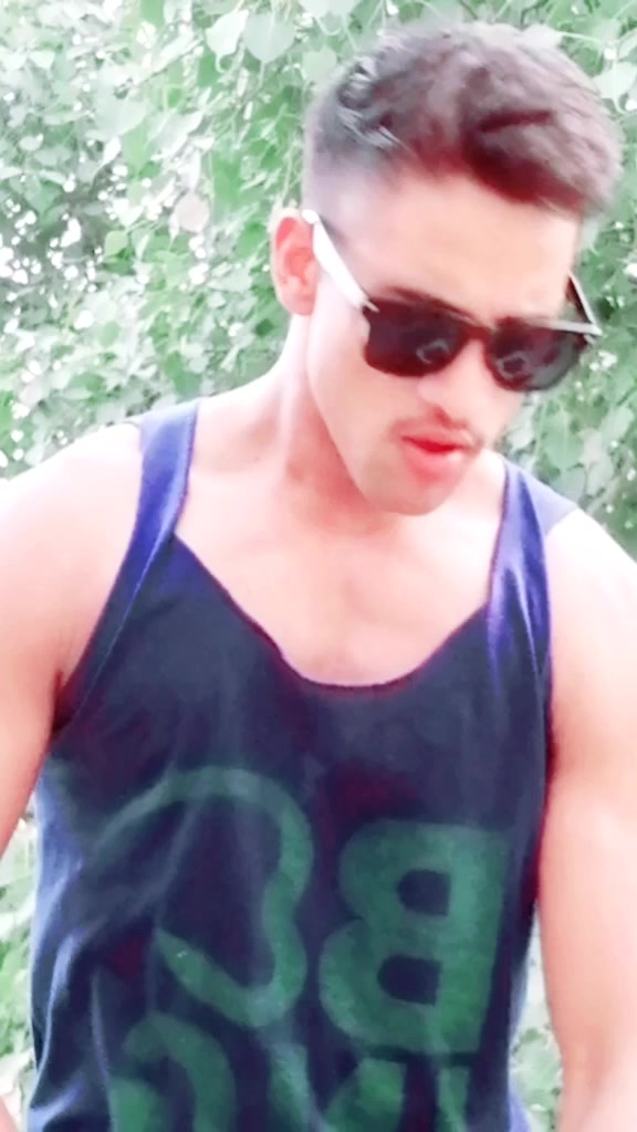 Meri tarrif se chipti phire badnamiyaan | Hellstar💀 (@summibaba18)