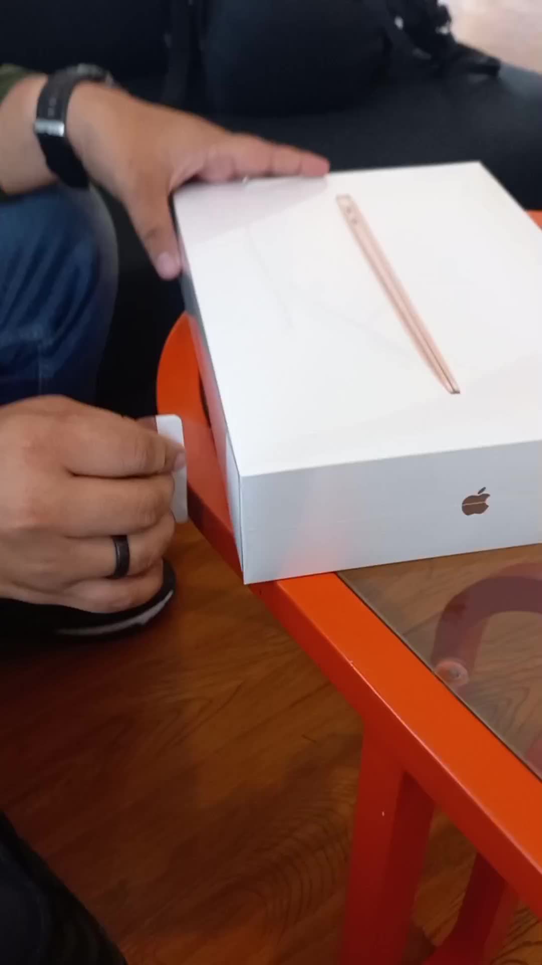 MacBook Air M1 #layar - Layar Retina - | Abyfakhri (@fm_maulany)