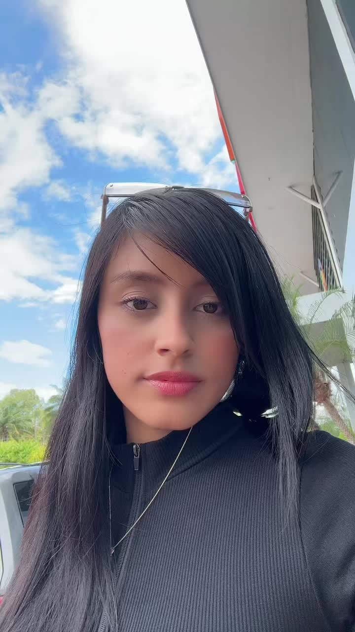 Sindy Lopez👸🏻 (@sindylopez477_) - Urlebird