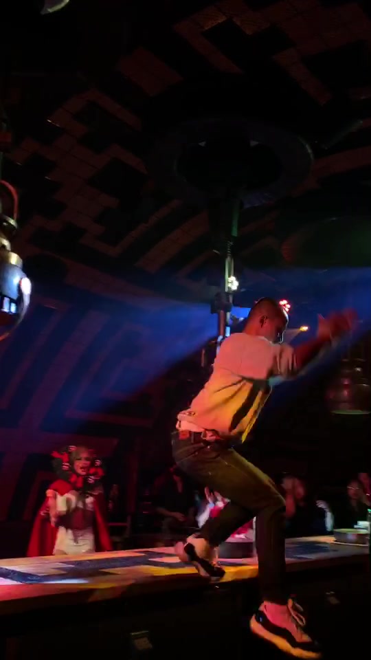 Sun Phitthaya Phaefu (@aurora_sun_) - Urlebird