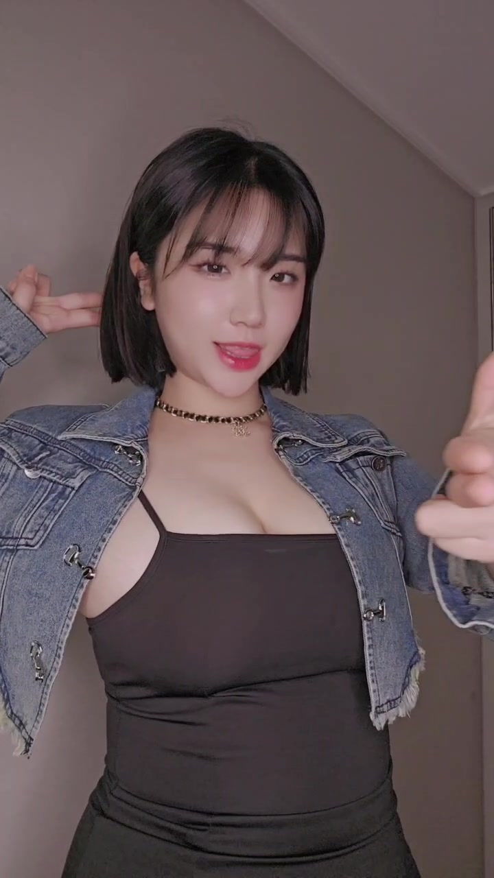 echi 이치 (@e_chi_hh) - Urlebird