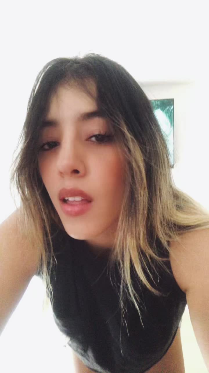 Julieth Díaz (@juliethdiazp) - Urlebird