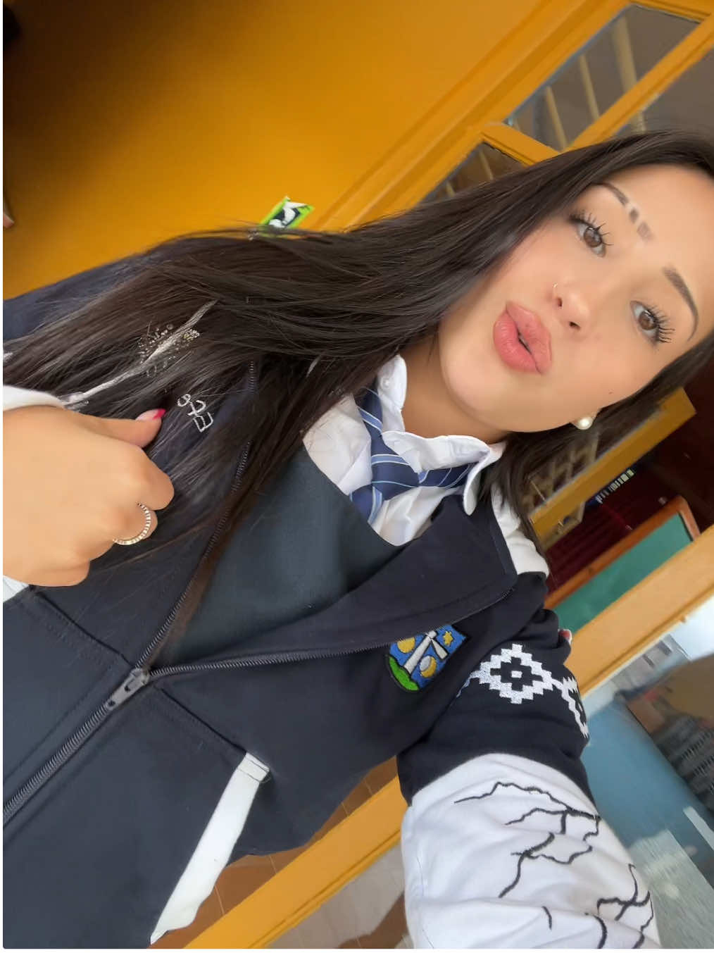 pa solito pillarte | 𝑒𝒻𝑒𝑒𝓁𝑒.𝑒🎀 (@efeele.e)