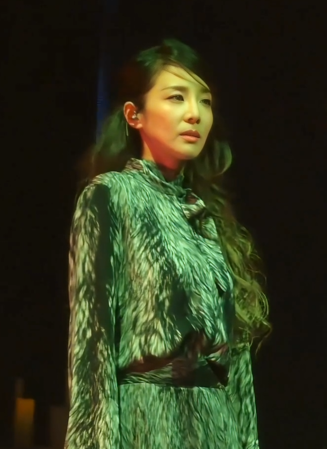 Lonely Balads without Bommiie 😭🥺 I hope | Butter Corn 🌽 (@2ne1_parkbom.fan)