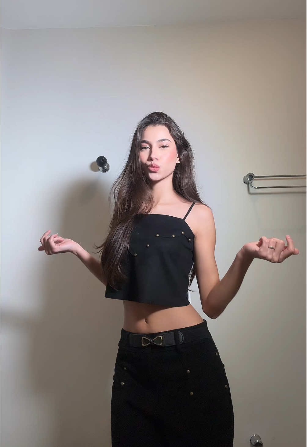 Aprendi essa aqui na casa chango | Yasmin Maccari (@yaszou)