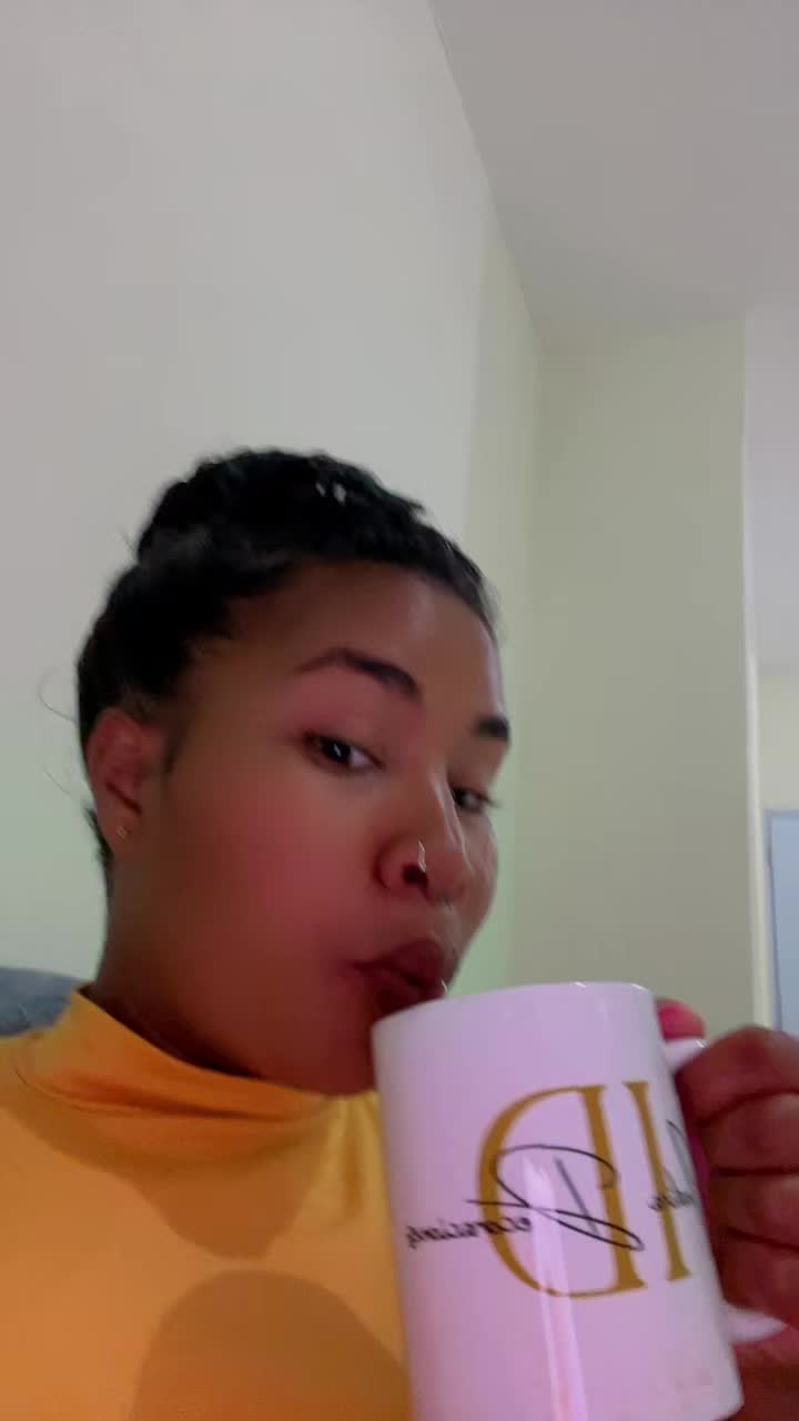 三国杀P图-小桃去衣图 #三国杀 #三国杀去衣 | 国漫人 (@guomanren)