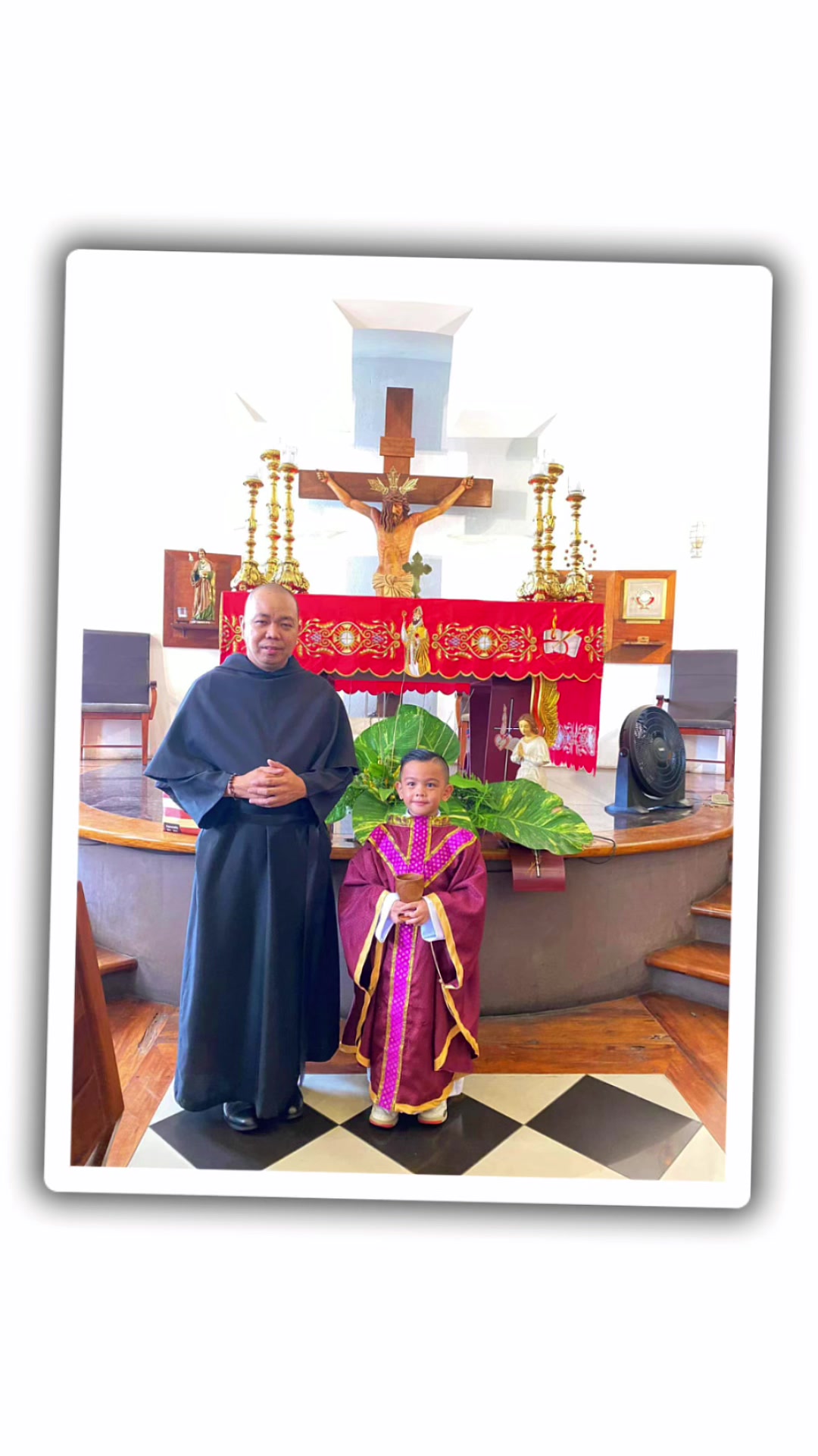 Before becoming pontiff, Pope Leo XIV | 😇Bro. Thai 😇 (@mommyjin12)