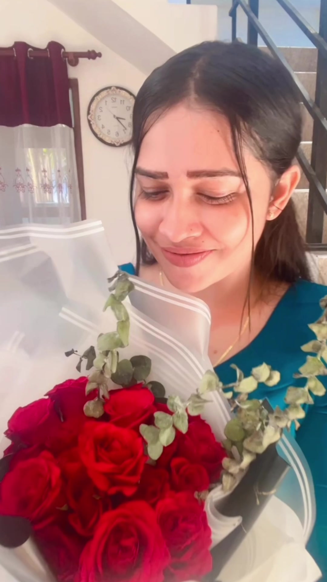 oshini shanaya (@oshinishanaya) - Urlebird