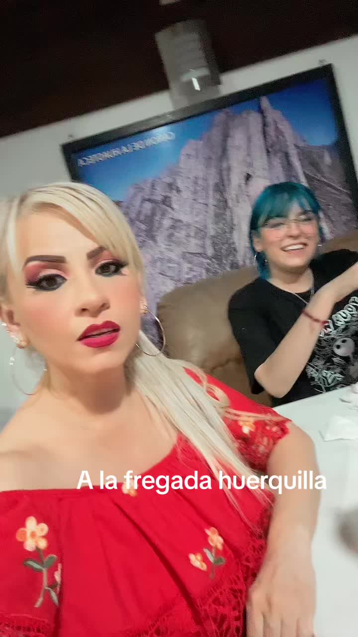 Mi huerca esta loca | Claudia Garzatmx (@claudiagarzatmx)