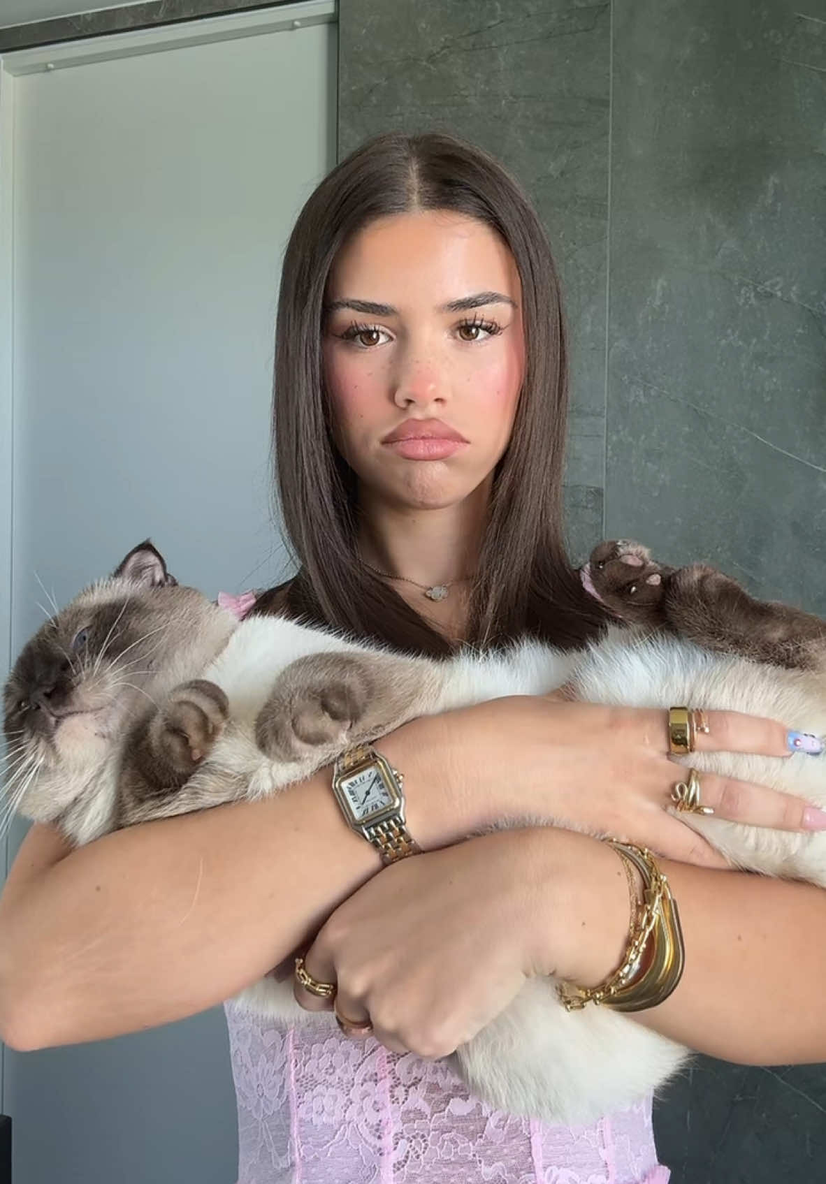 🦄 @looooooooch - leah halton - TikTok