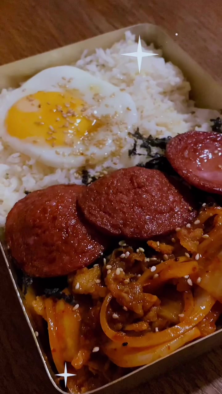 we’re obsessed with squid game and had | POCHA TV (@prahapocha)