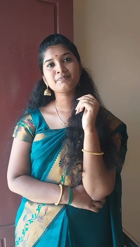 Blooper😆paavom naan thappa soltu avala | suguna (@sugunaajikumar)