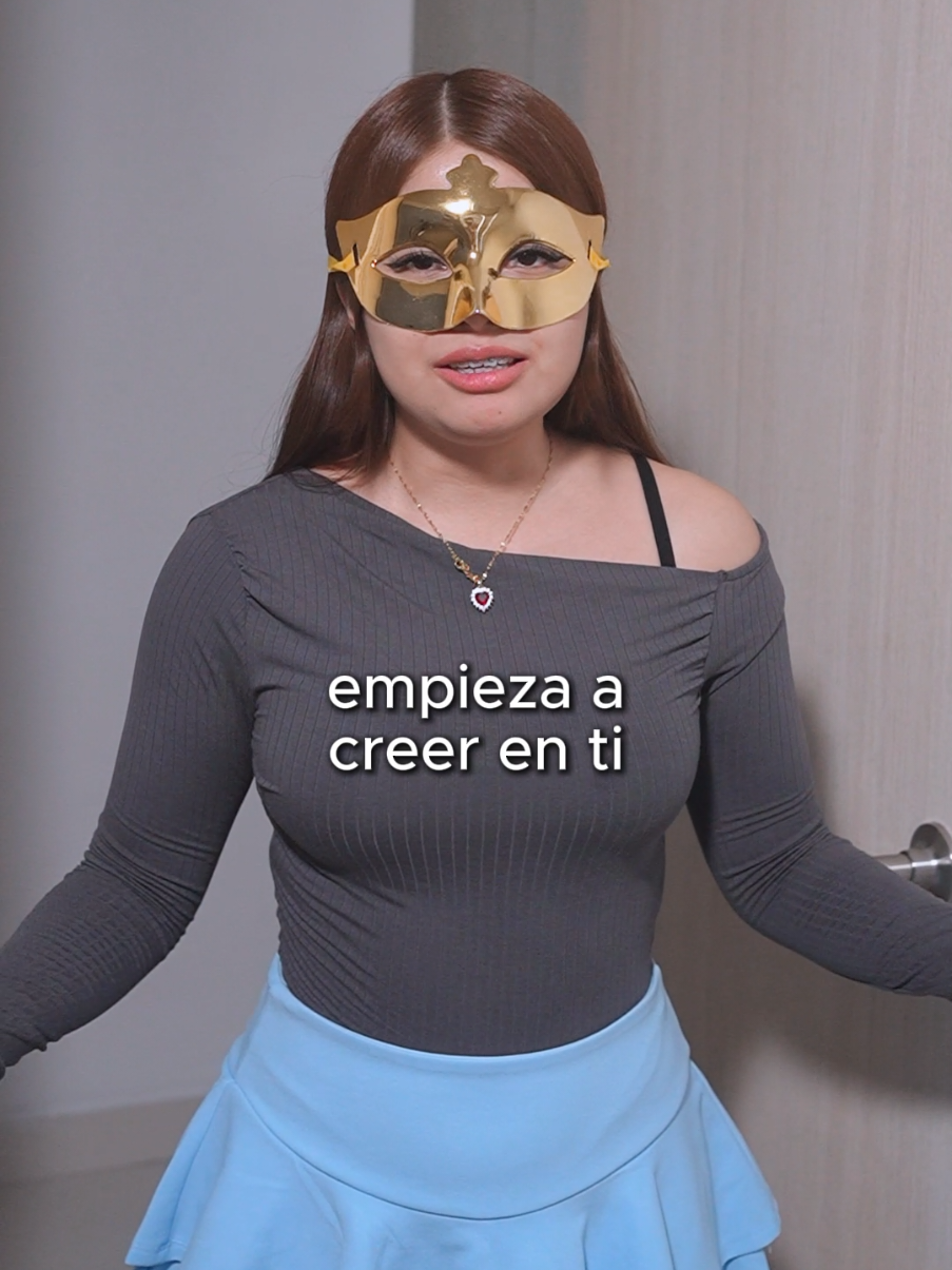 Ashley 💙 (@miashleyloo) - Urlebird