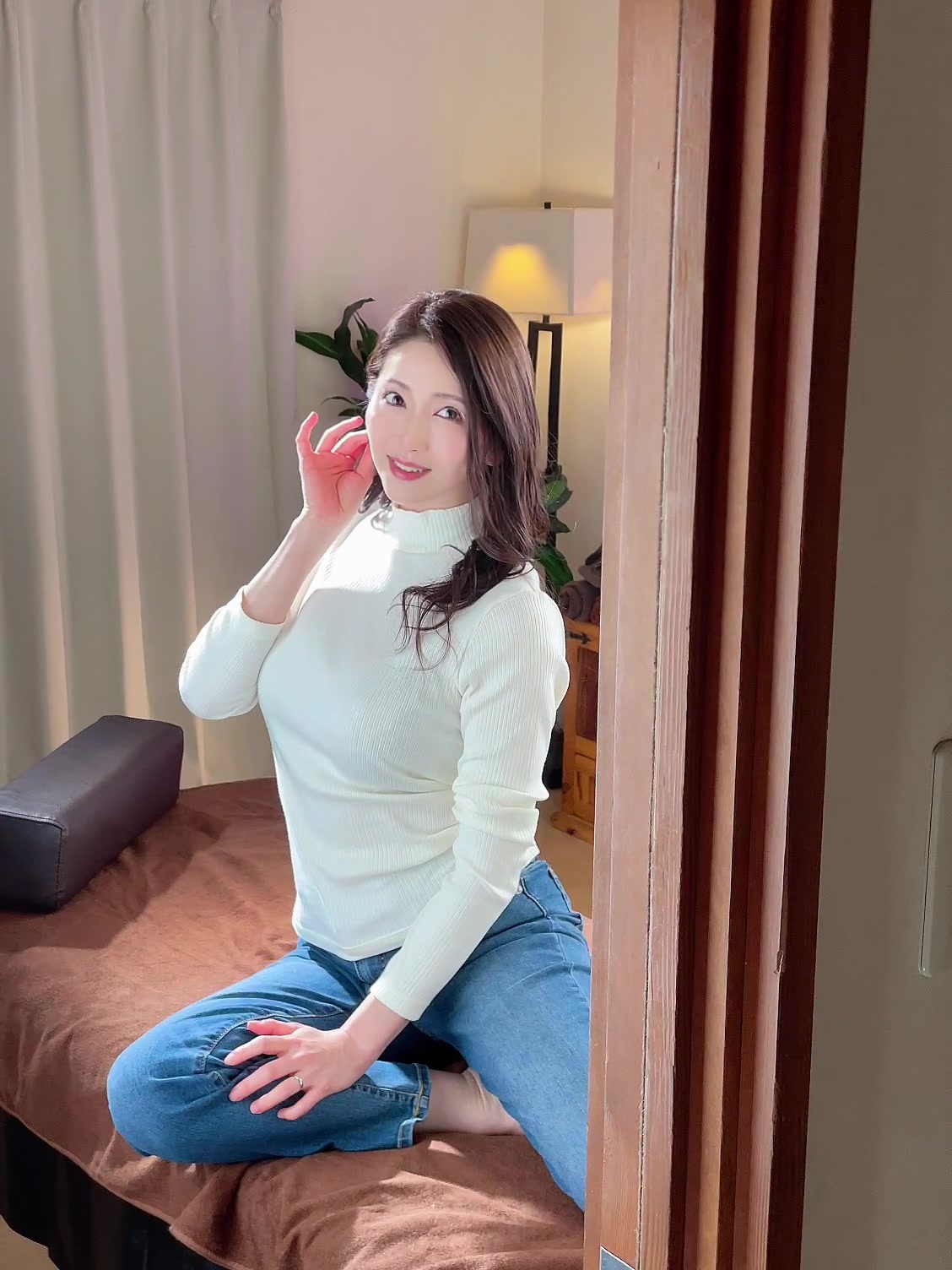 みんなで楽しくパッケージ撮影🤍 #shopping | 妃ひかり (@kisakihikari)