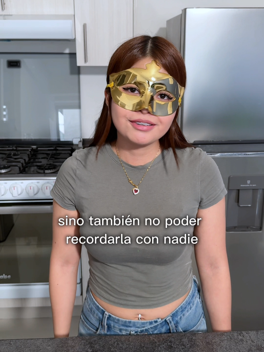 Ashley 💙 (@miashleyloo) - Urlebird